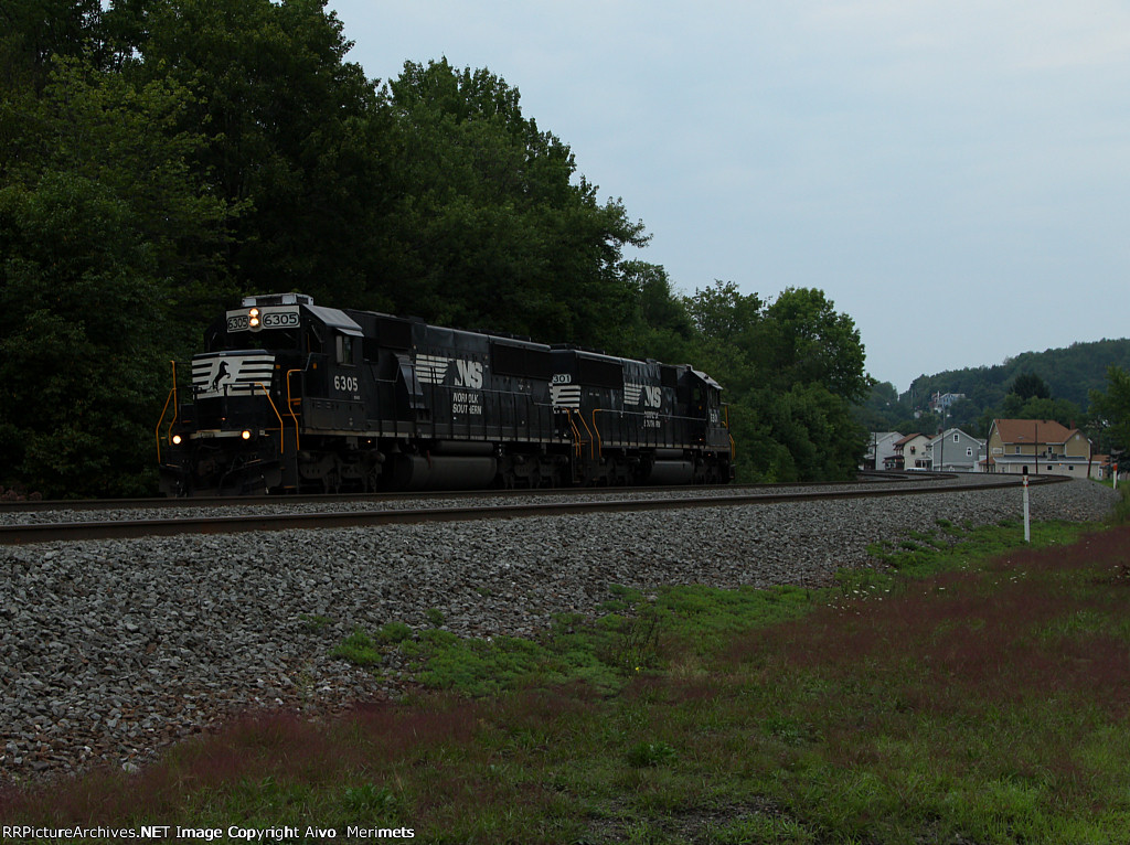 NS 6305 at Mile 254 Pittsburgh Line